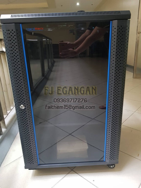 18u Data Cabinet with Accessories | 18U Free Standing Data Cabinet ...