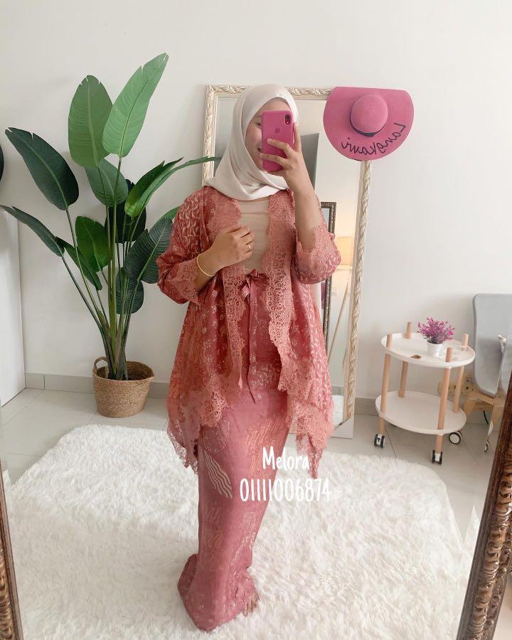 Alaina series batik, Women's Fashion, Muslimah Fashion, Kaftans ...