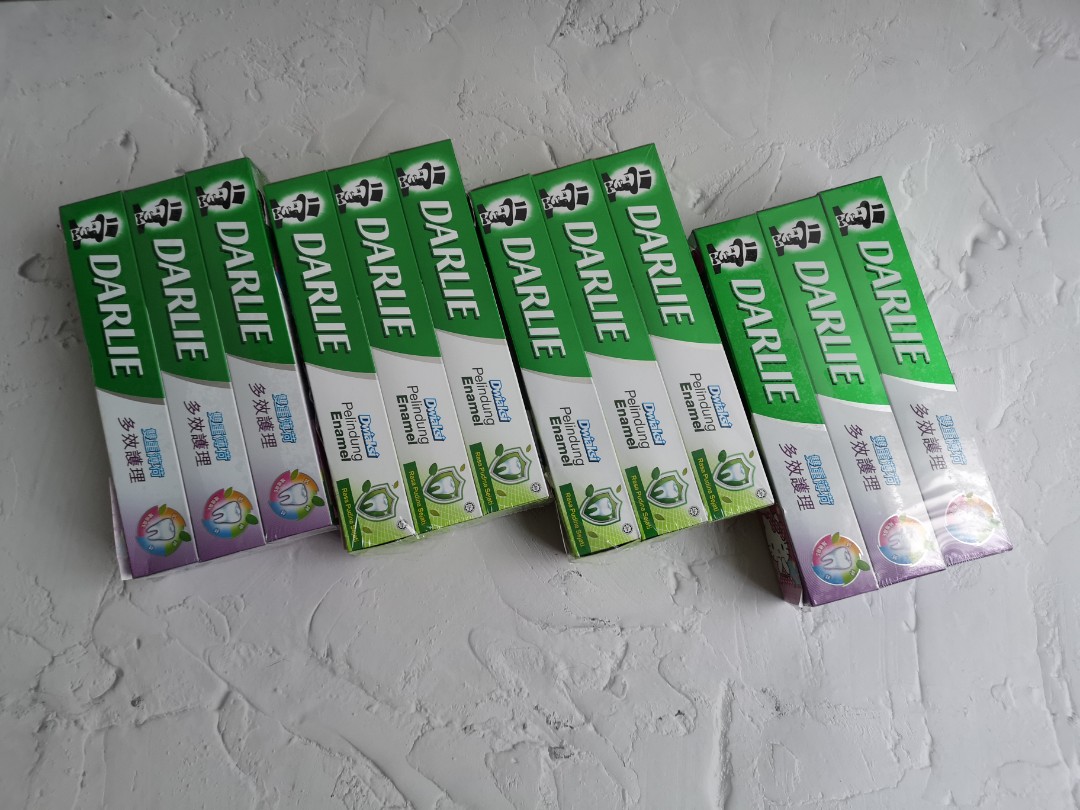 [brand new] darlie toothpaste 180g x12, Beauty & Personal Care, Oral ...