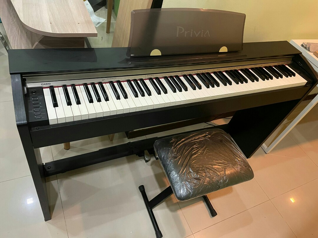 Casio Privia PX730 digital piano (reconditioned ), Hobbies & Toys ...
