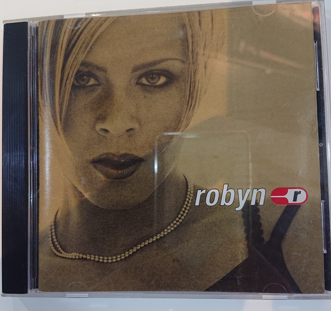 Cd Robyn is here, 興趣及遊戲, 音樂樂器 & 配件, 音樂與媒體 - CD 及 DVD - Carousell