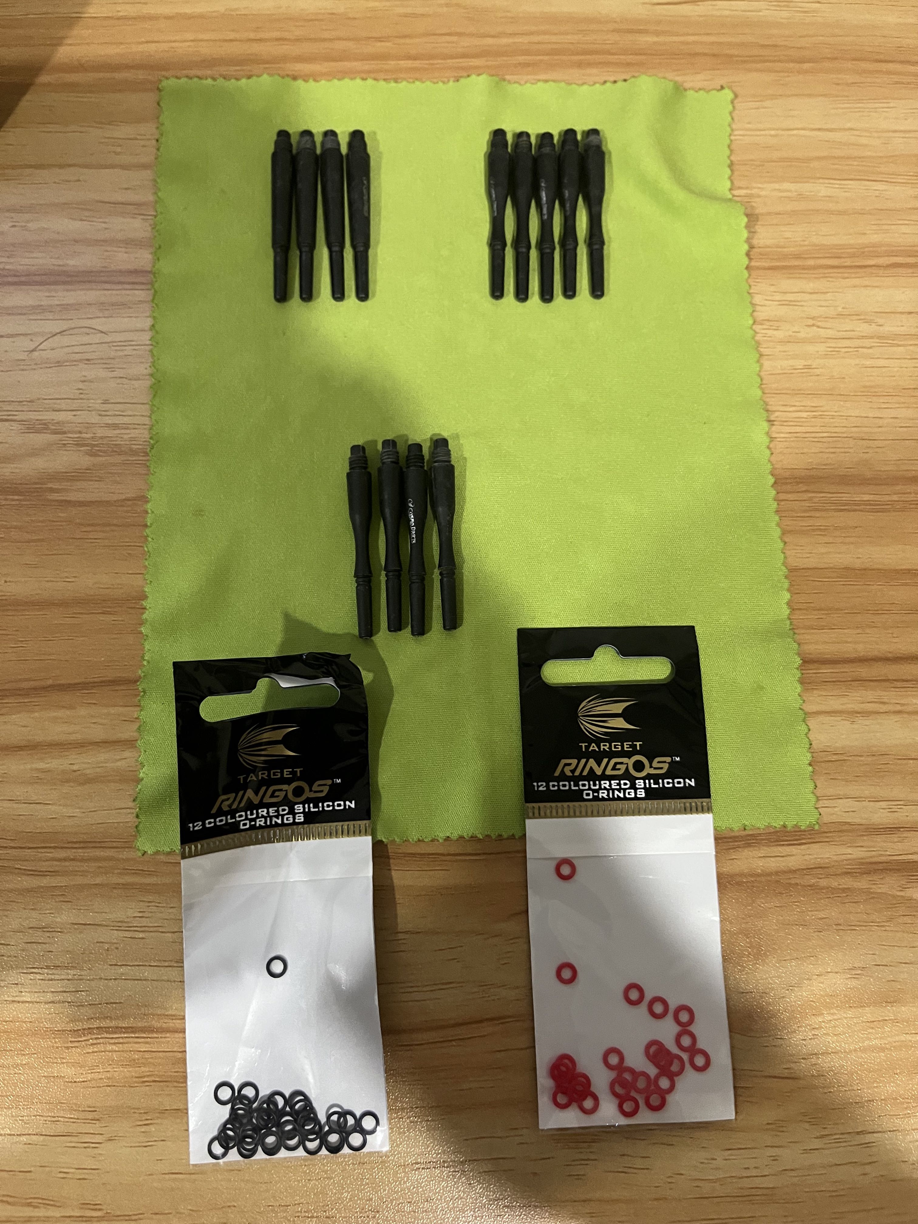 Cosmo number 3 hybrid and normal carbon shaft (used), Hobbies & Toys ...