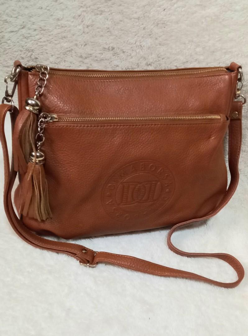 DIMA BORSA Sling bag, Women's Fashion, Bags & Wallets, Cross-body Bags ...