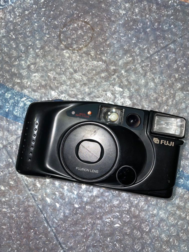 Fuji zoom cardia 900 date 35mm point & shoot film camera, Photography, Cameras on Carousell
