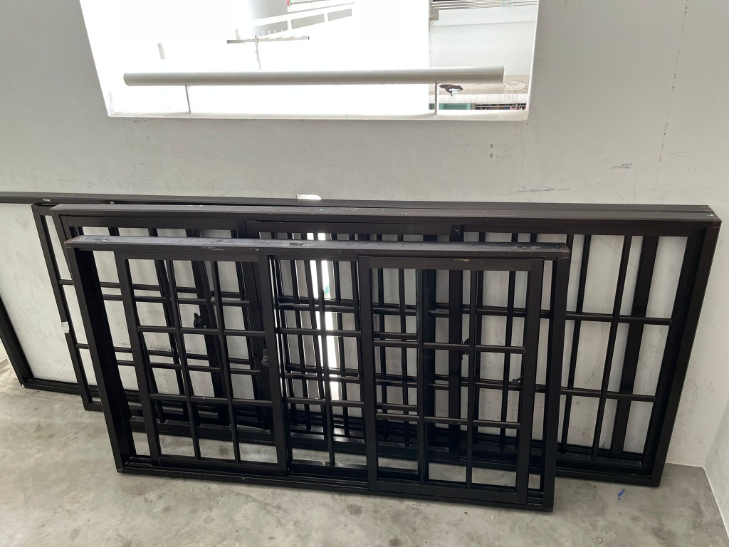 HDB Window Grille, Furniture & Home Living, Home Improvement ...