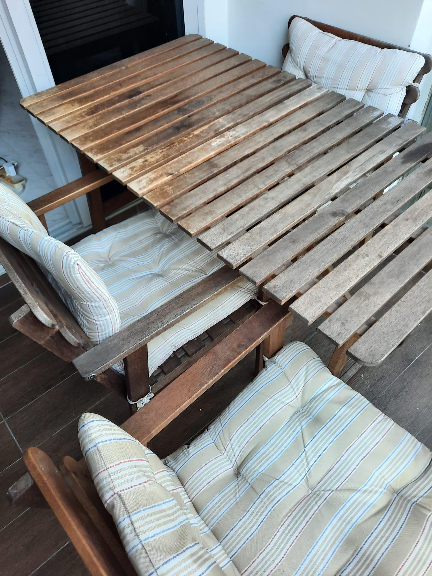 Ikea Falholmen table with 4 chairs with armrests, Furniture & Home ...