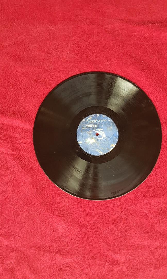 kaset piringan hitam vinyl indonesia pembatjaan ajat sutji alquran ...