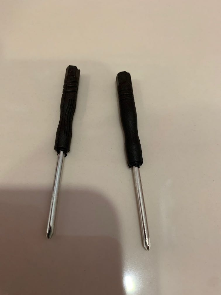 Mini Philip screw driver, Furniture & Home Living, Home Improvement ...