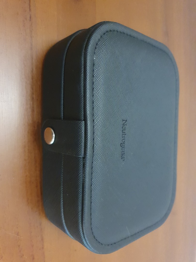 Neutrogena jewellery box, Women's Fashion, Jewelry & Organisers ...