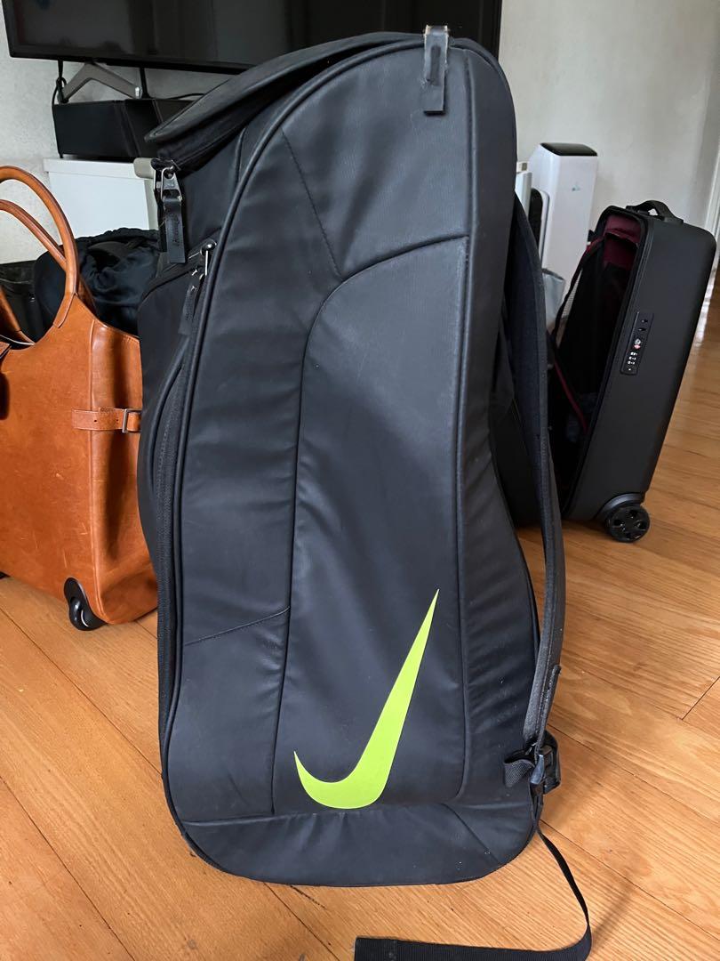 Nike The Court Tech 1 Tennis Bag Back Pack, Men's Fashion, Bags ...