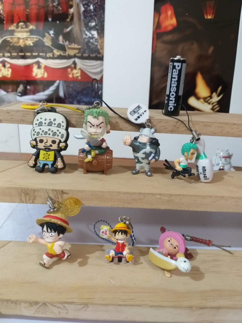 One Piece Anime Collectibles Figure keychain assorted merch Japan ...