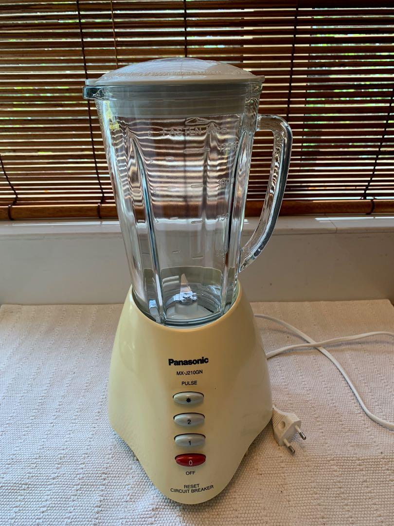 Panasonic Glass Blender + brand new Tupperware container, TV & Home ...