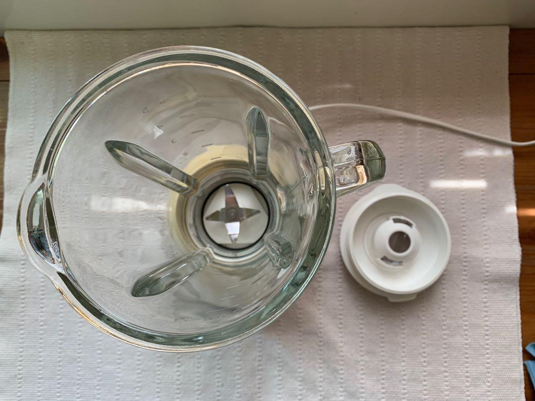Panasonic Glass Blender + brand new Tupperware container, TV & Home ...