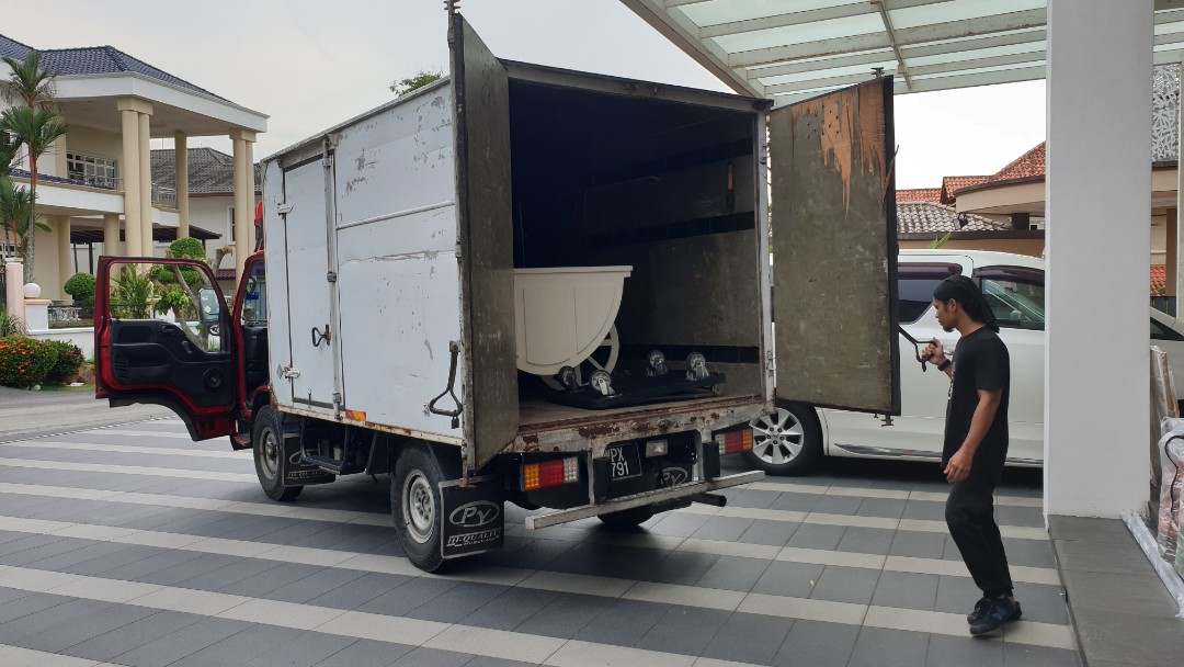 Perkhidmatan Lori Sewa & 4x4 Pickup Truck, Services, Home Services ...