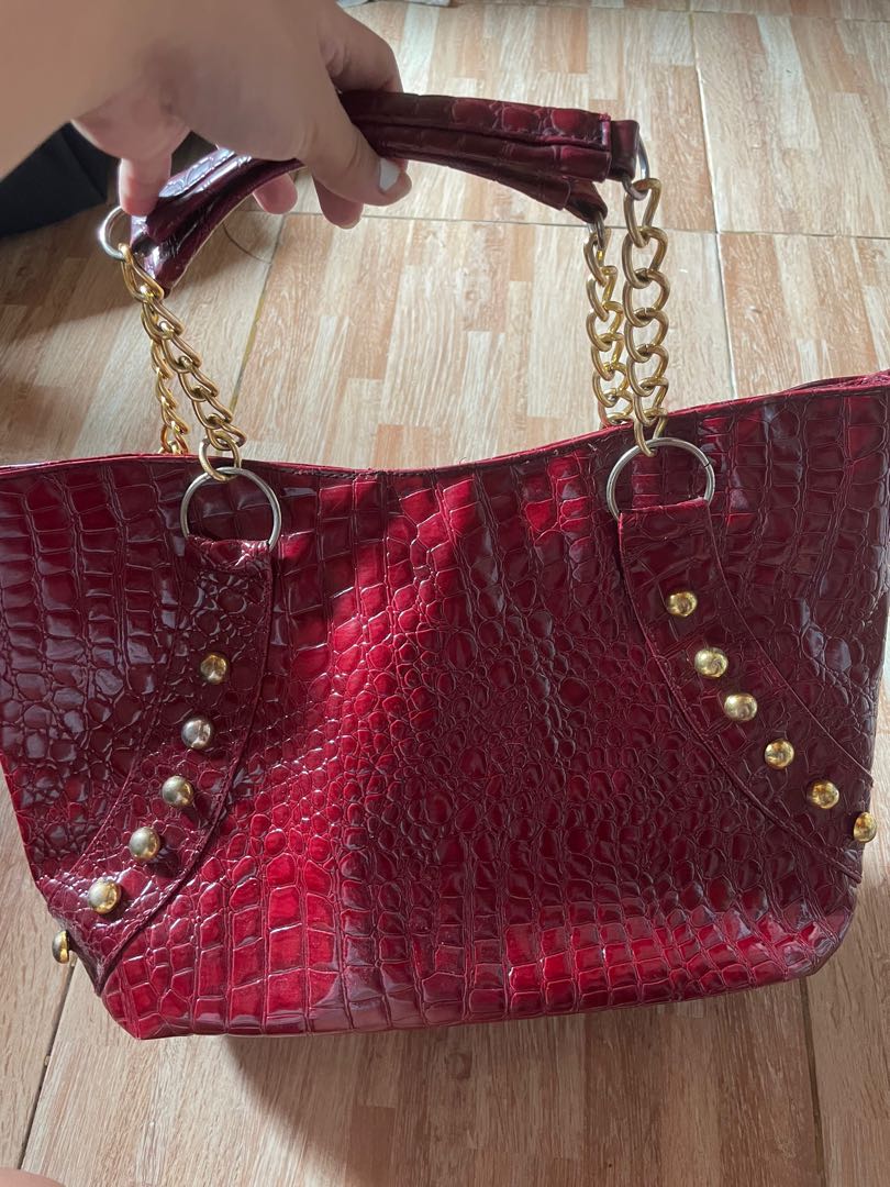 Red croc bag, Women's Fashion, Bags & Wallets, Shoulder Bags on Carousell