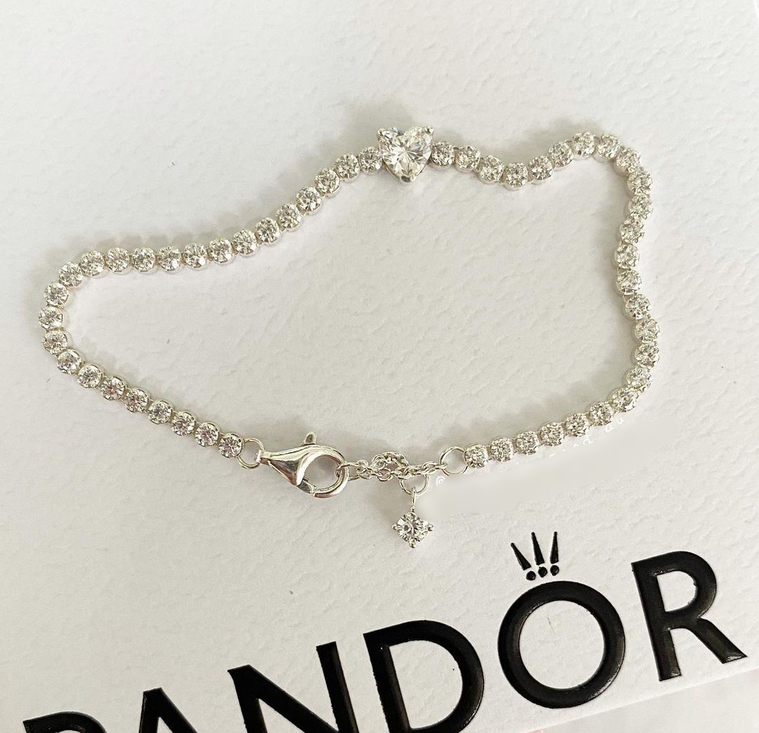 SALE ️ AUTHENTIC PANDORA SPARKLING HEART TENNIS BRACELET, Women's ...