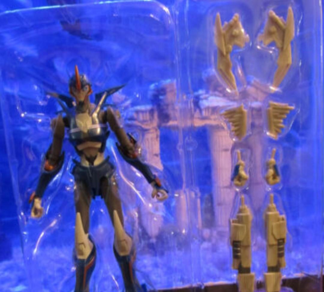 Transformers Prime R.E.D. Robot Enhanced Design RED Arcee, Hobbies ...