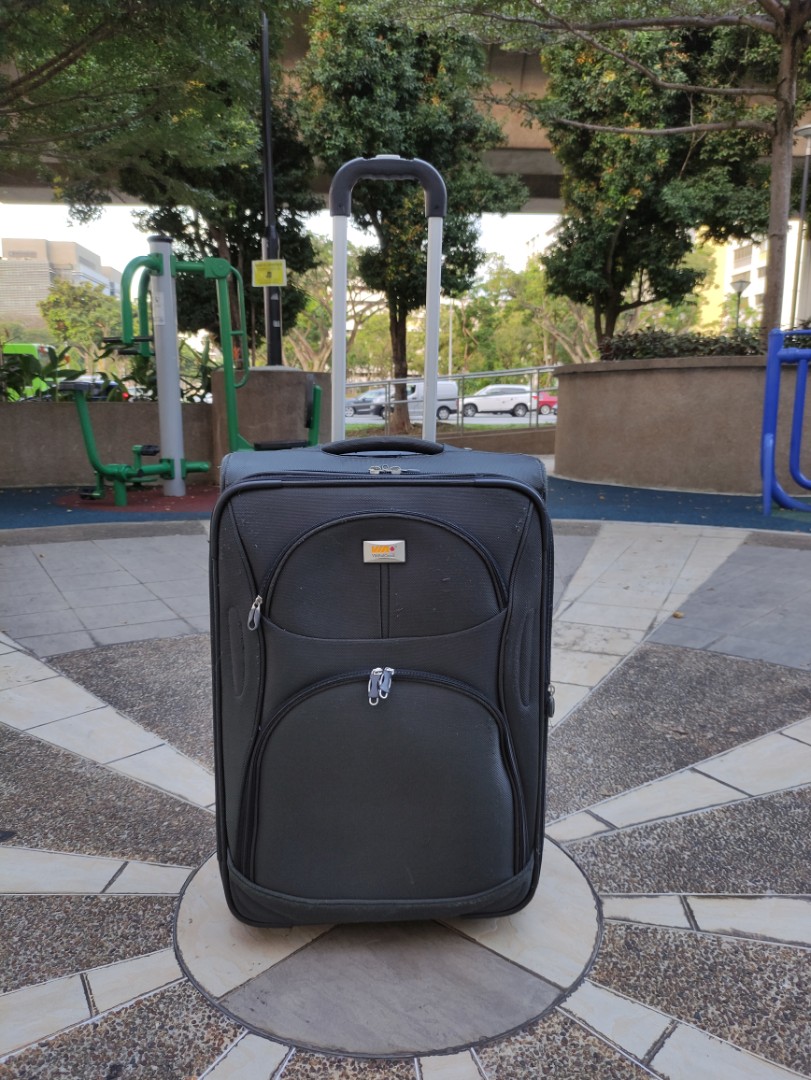VIA Rail Canda 2 Wheel 24 Inches Expandable Dark Green Travel Luggage ...