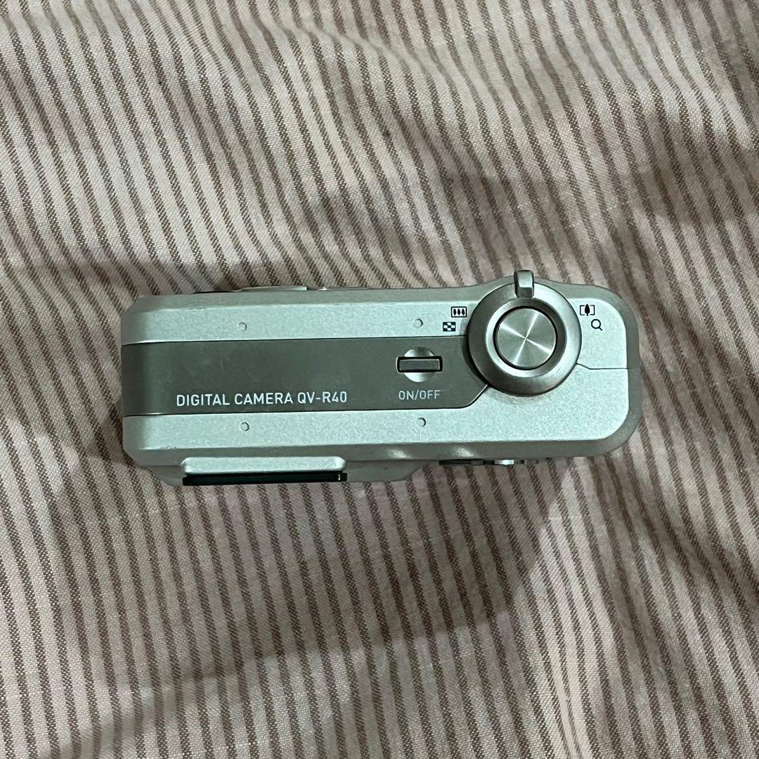 Vintage Casio QV-R40 Digital Camera, Photography, Cameras on Carousell