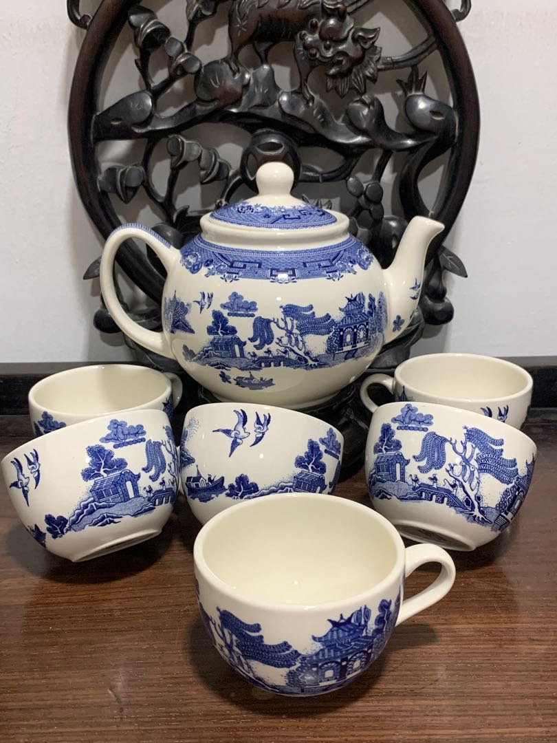 Vintage Claytan Tea/Coffee Set, Hobbies & Toys, Collectibles ...