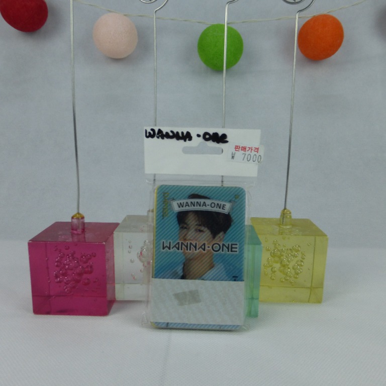 WANNA-ONE K-pop Boy Group, Hobbies & Toys, Memorabilia & Collectibles ...