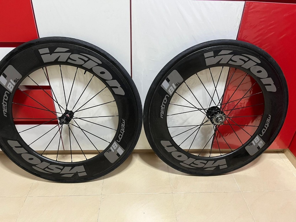 90mm carbon wheelset, Sports Equipment, Bicycles & Parts, Bicycles on ...