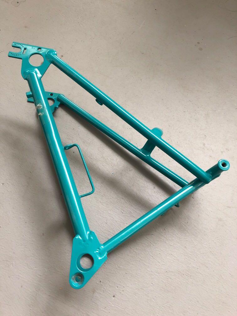 Brompton fork and triangle original B75., Sports Equipment, Bicycles ...