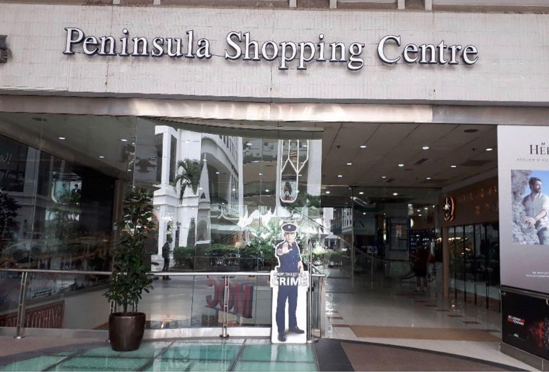 Ground Level Shop In Peninsula Shopping Centre - City Hall MRT Station ...