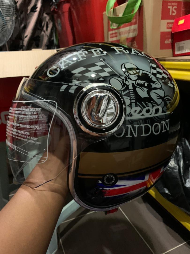 Helmet cafe racer Beon, Motorbikes on Carousell