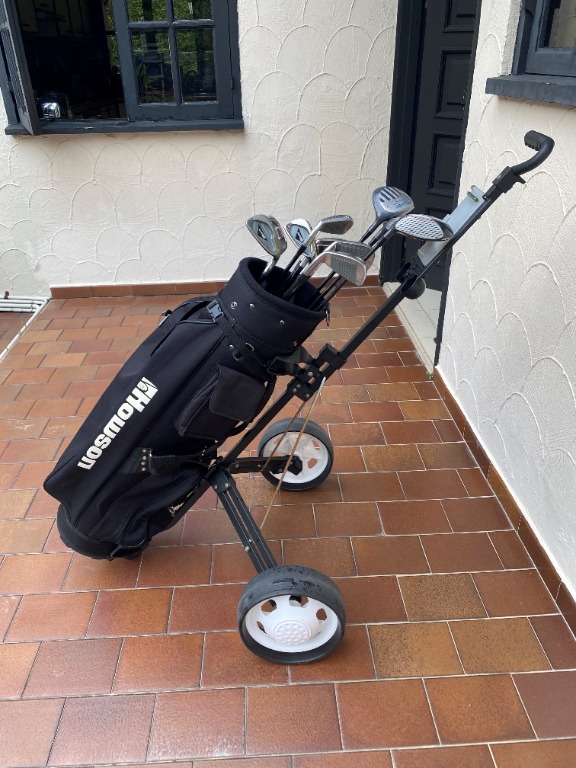 Complete Howson Golf set with trolley, Sports Equipment, Sports & Games ...
