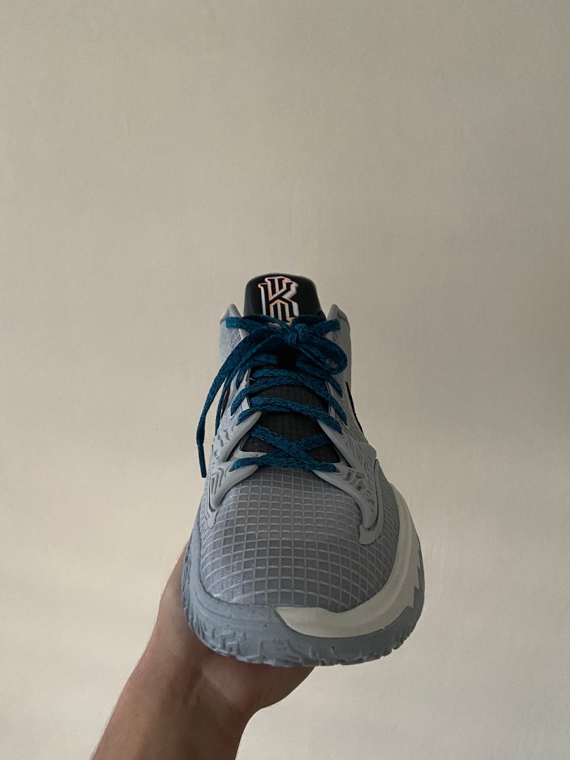 KYRIE 4 LOW GREY FOG, Men's Fashion, Footwear, Sneakers on Carousell
