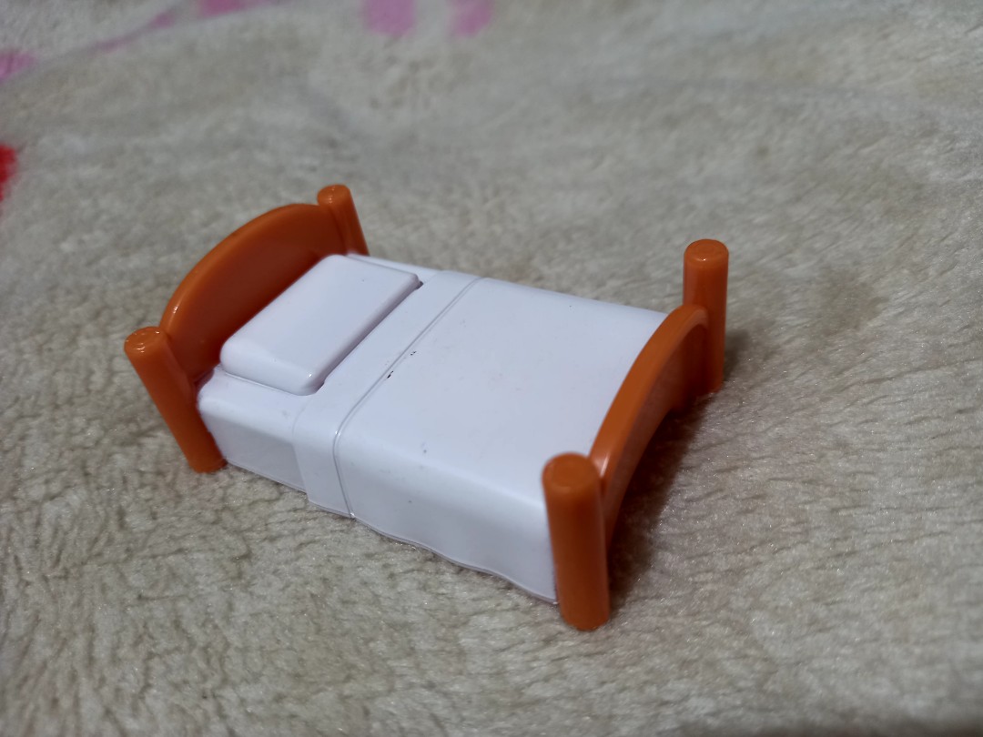 Miniature Bed, Hobbies & Toys, Toys & Games on Carousell