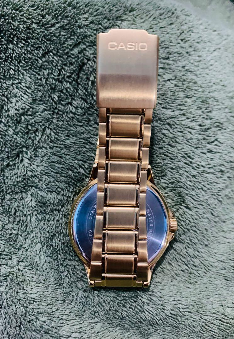 Original CASIO MTP-V300 Gold, Men's Fashion, Watches & Accessories ...