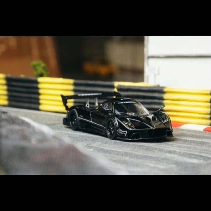 1/64 Pagani Zonda R Nero Galante, Hobbies & Toys, Toys & Games on Carousell