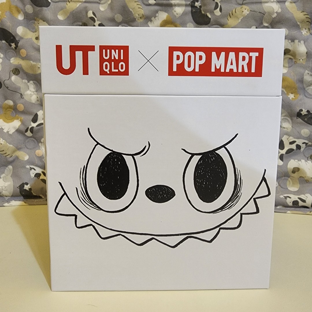 POP MART X UNIQLO 聯名公仔禮盒 LABUBU 泡泡瑪特, 書籍、休閒與玩具, 玩具、公仔、桌遊在旋轉拍賣