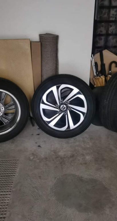 Rush!!! MAGS AND TIRE, Car Parts & Accessories, Mags and Tires on Carousell