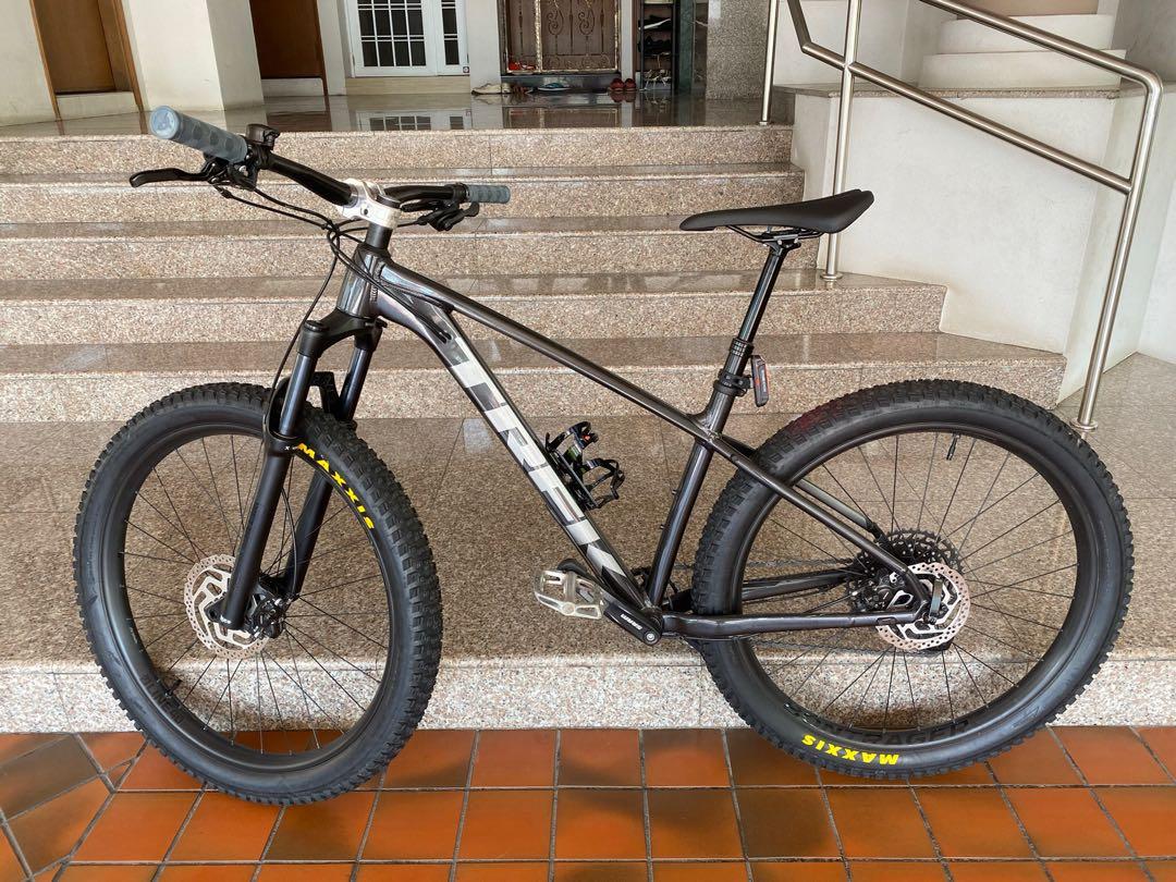 Trek Roscoe 7 2021, Sports Equipment, Bicycles & Parts, Bicycles on ...