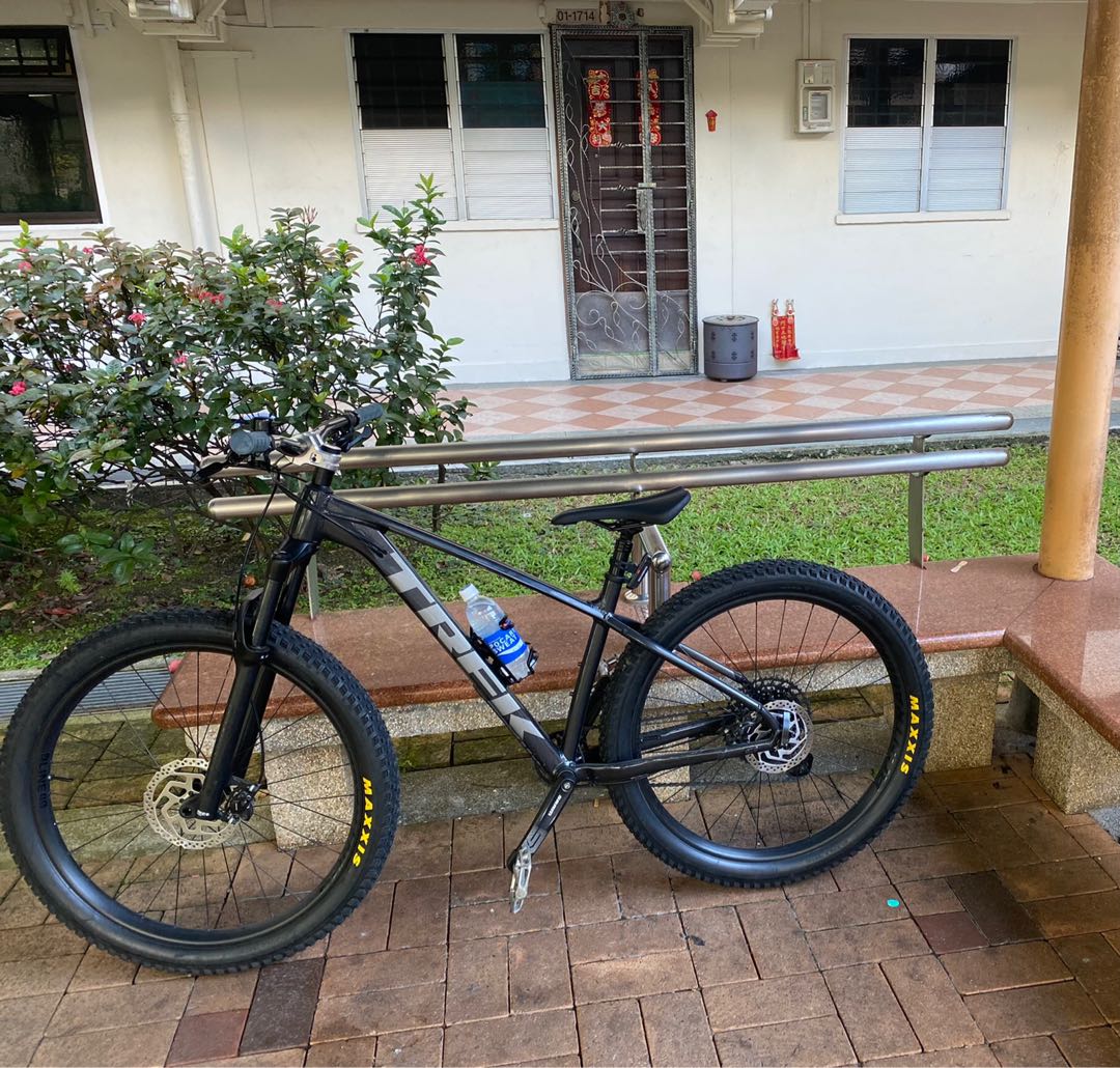 Trek Roscoe 7 2021, Sports Equipment, Bicycles & Parts, Bicycles on ...