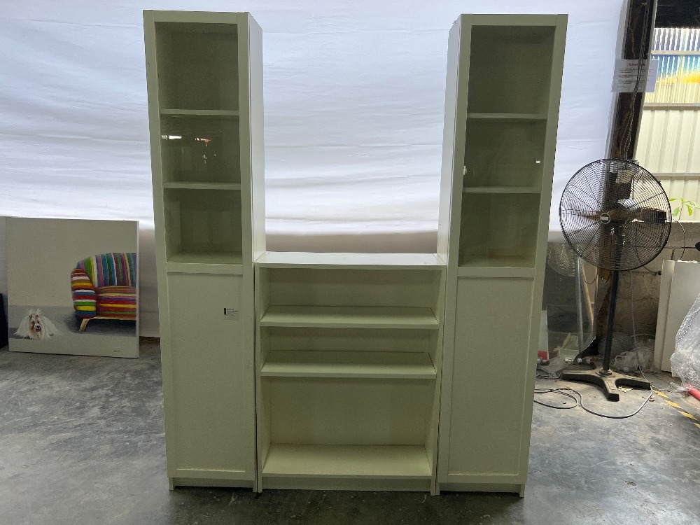 U-Shaped Bookcases With Doors White Colour / Rak Buku Berbentuk U ...