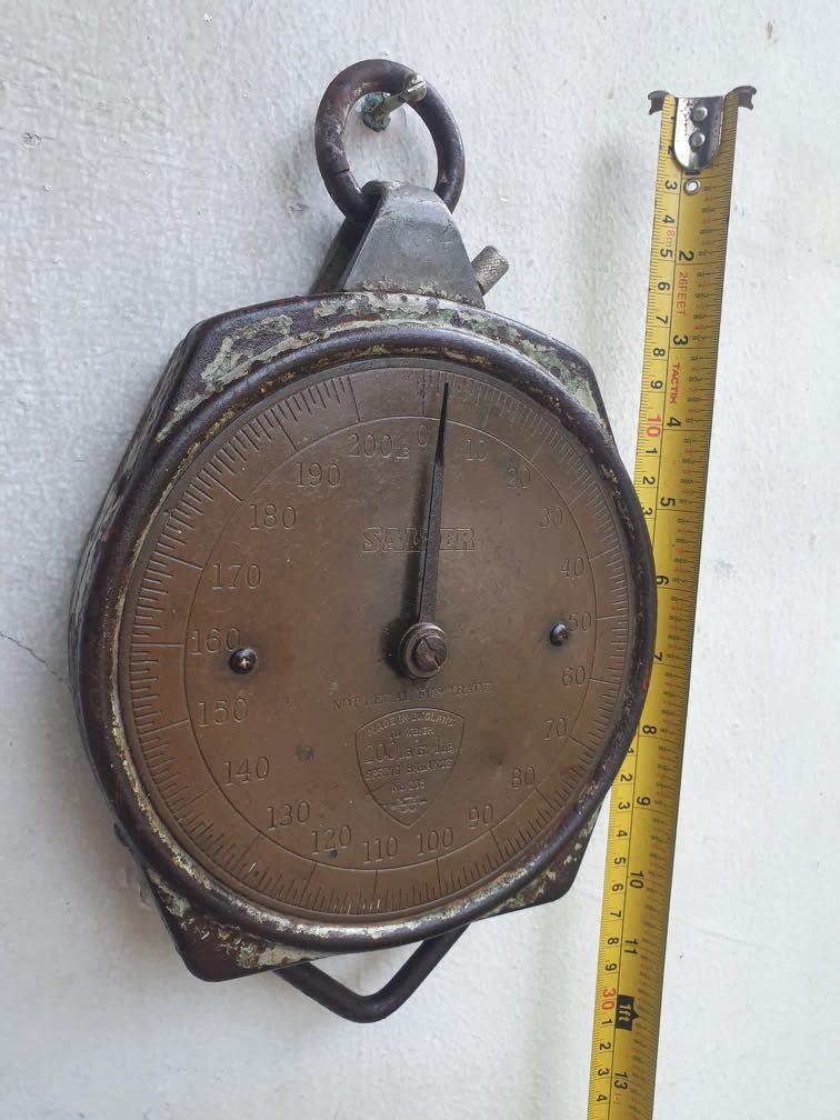 Vintage weighing machine (made in England), Hobbies & Toys, Memorabilia ...