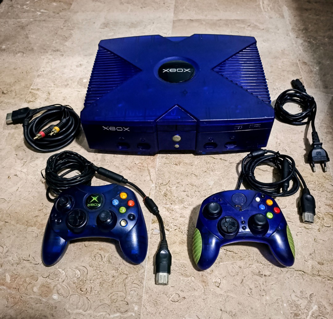 Xbox LIVE Crystal Blue ( FIRST GEN), Video Gaming, Video Game Consoles ...