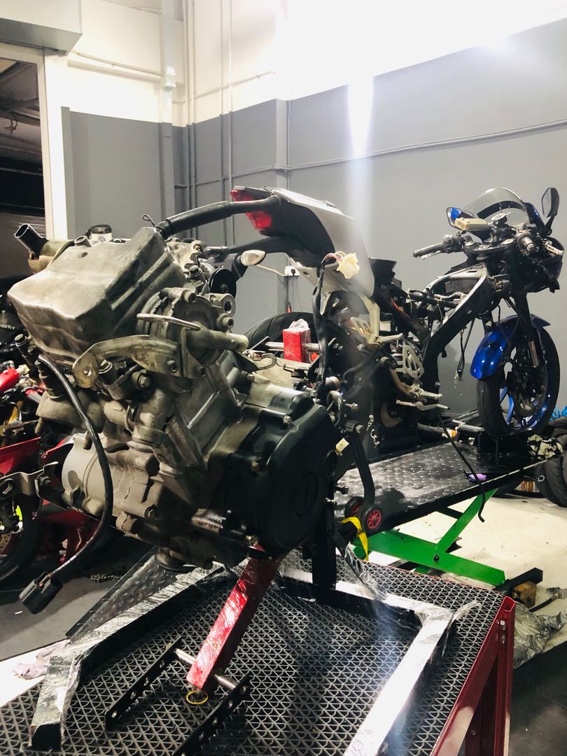 Yamaha R15 V3 Full Overhaul, Motorcycles, Motorcycle Accessories on ...