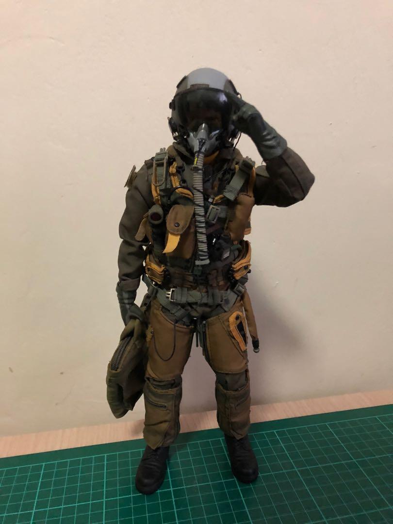 1/6 pilot figure, Hobbies & Toys, Memorabilia & Collectibles, Vintage ...