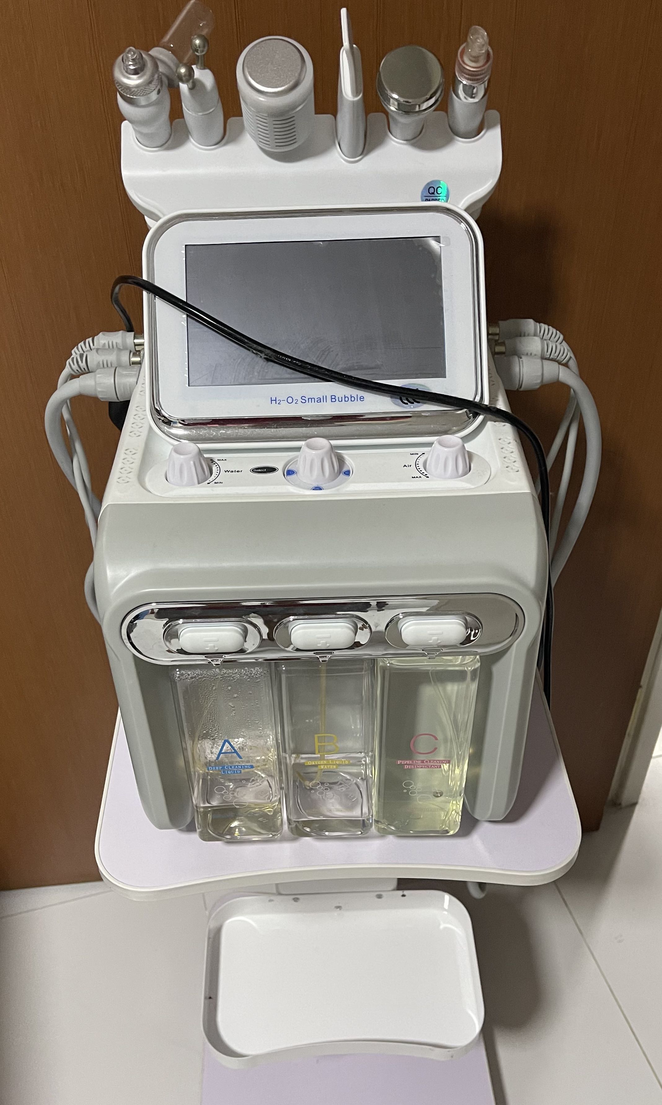 6 in 1 H2O2 Small Bubble Water Oxygen Facial Machine, Beauty & Personal ...