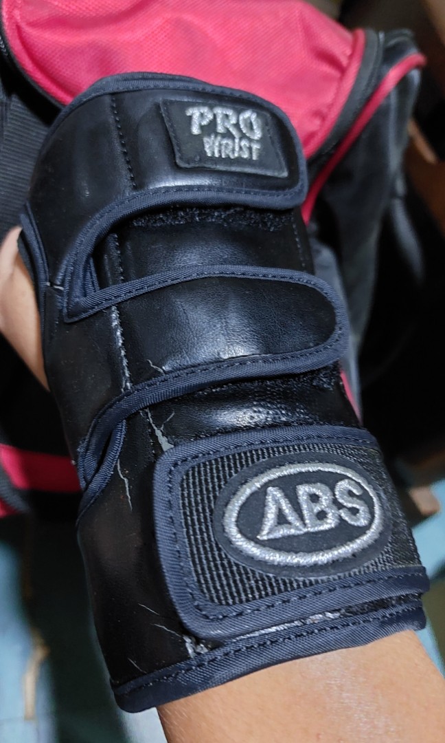 ABS Pro-Am bowling bag and right arm support, Sports Equipment, Sports ...