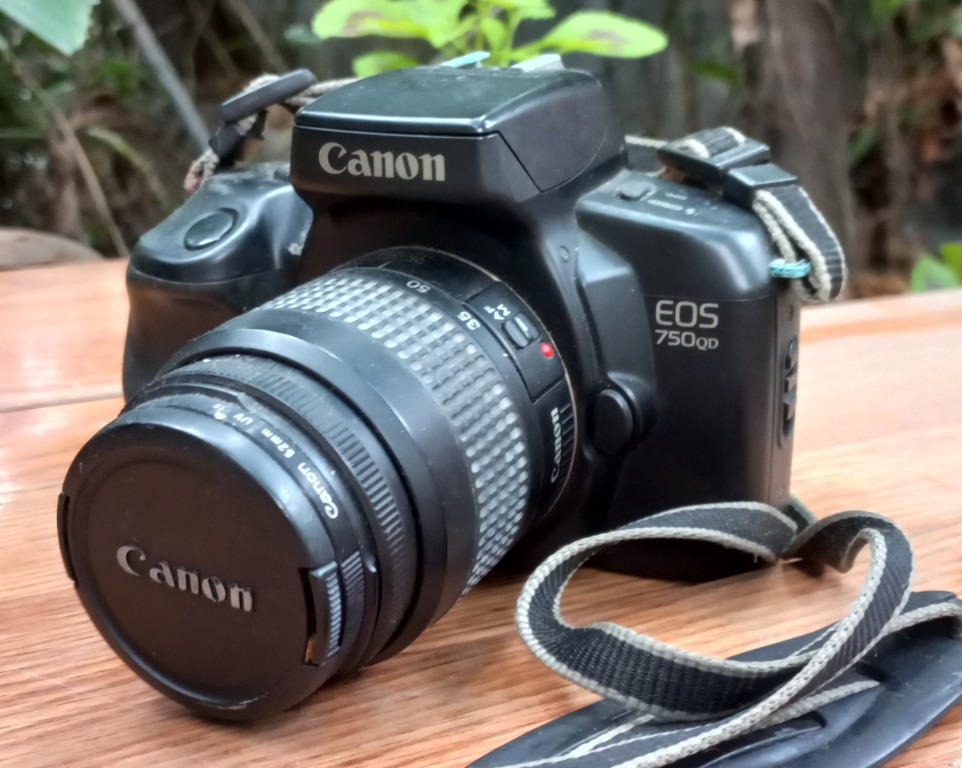 Canon EOS 750QD, Photography, Cameras on Carousell