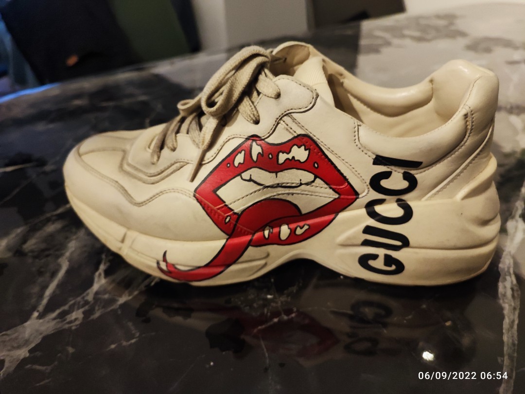 Gucci shoe (lips), Men's Fashion, Footwear, Sneakers on Carousell