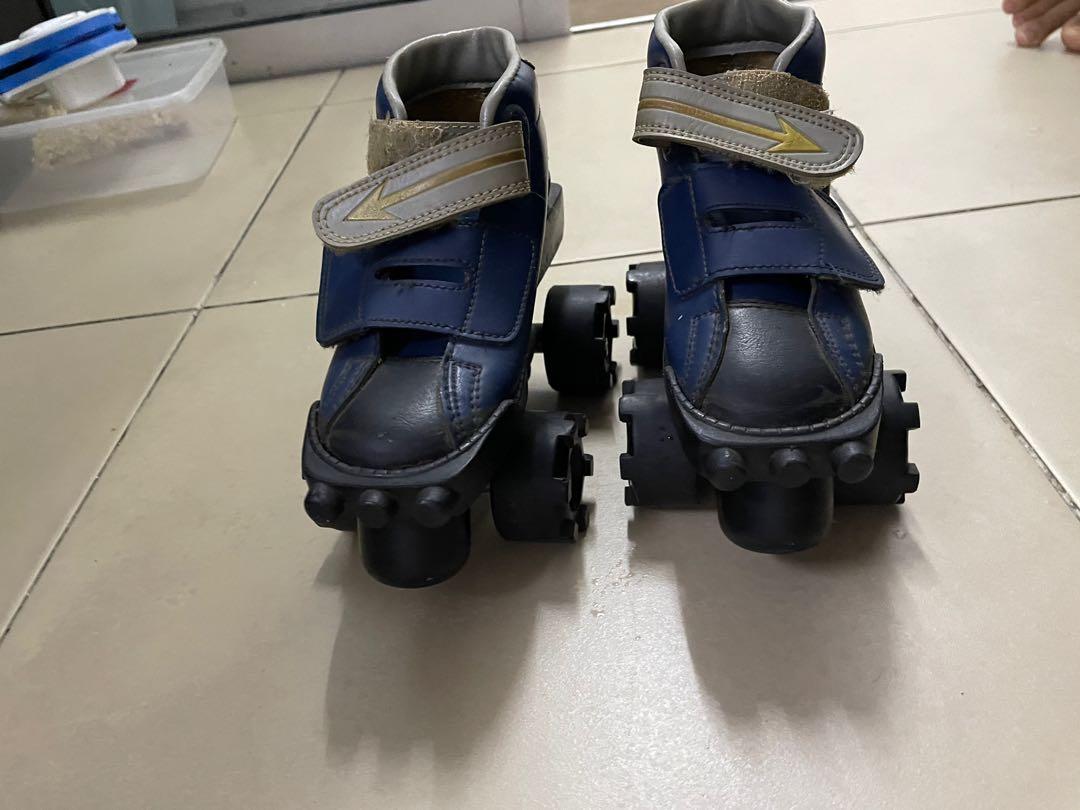 Kasut roda besi budak vintage , Babies & Kids, Babies & Kids Fashion on ...