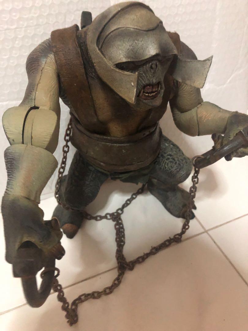 LORD OF THE RINGS LOTR ARMOURED CAVE TROLL WITH ARM ACTION TOY LARGE ...