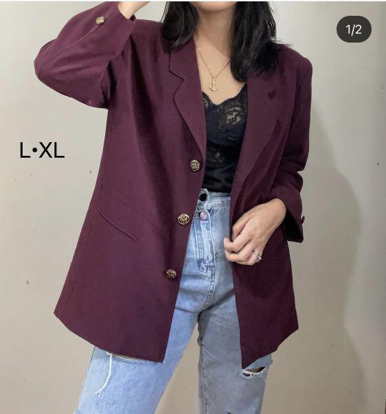 Maroon Blazer, Women's Fashion, Coats, Jackets and Outerwear on Carousell